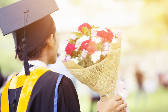 Graduation Bouquets: Flowers, Additions, Fresh Concepts & More – Dawn Q ...